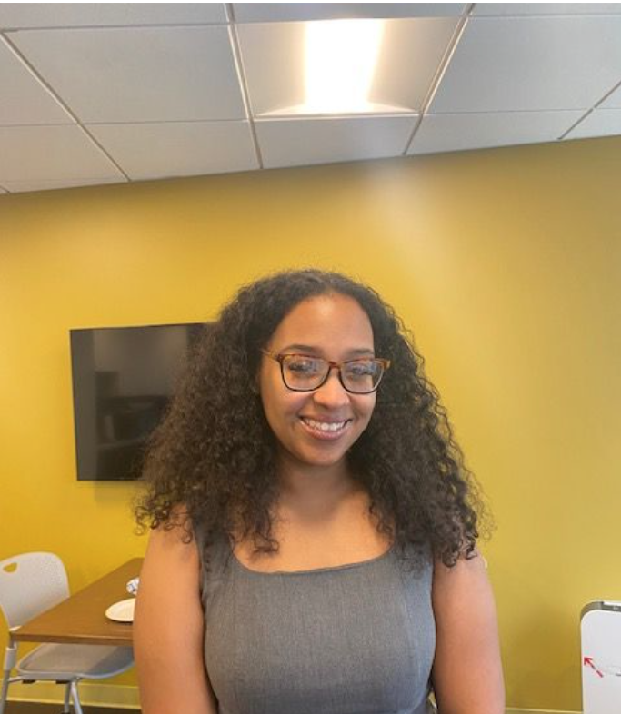 A sit-down with a financial advisor - Teens in Print