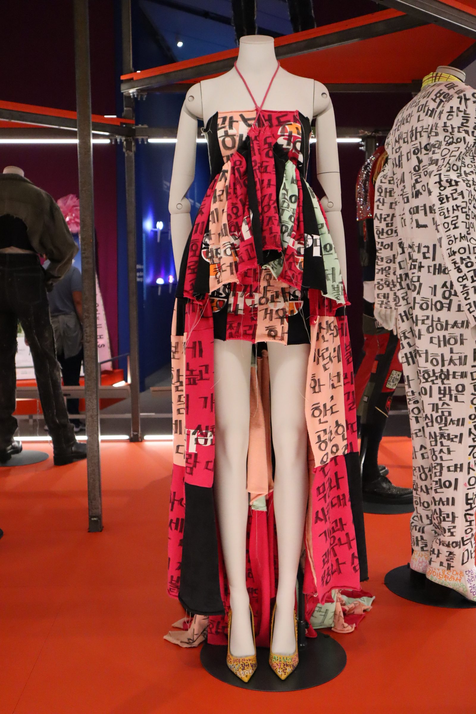 Major style takeaways at "Hallyu! The Korean Wave" - Teens in Print